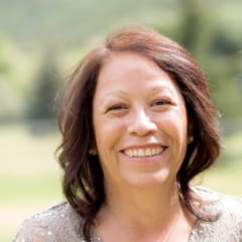 Loretta Lynn Rivera obituary and life story | The Memories