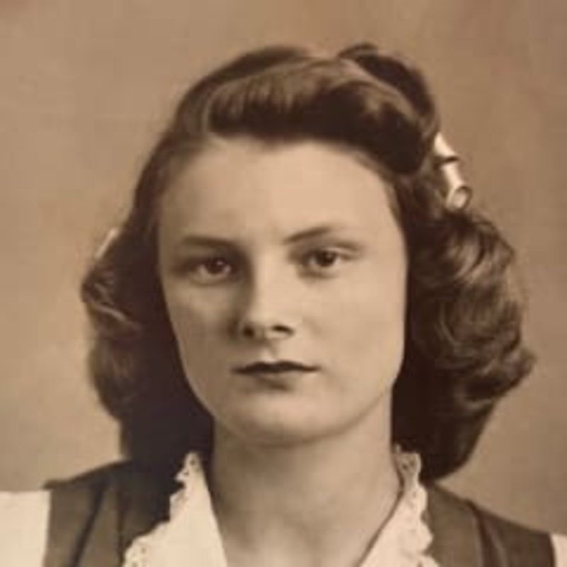 Phyllis Jean Strom obituary and life story | The Memories